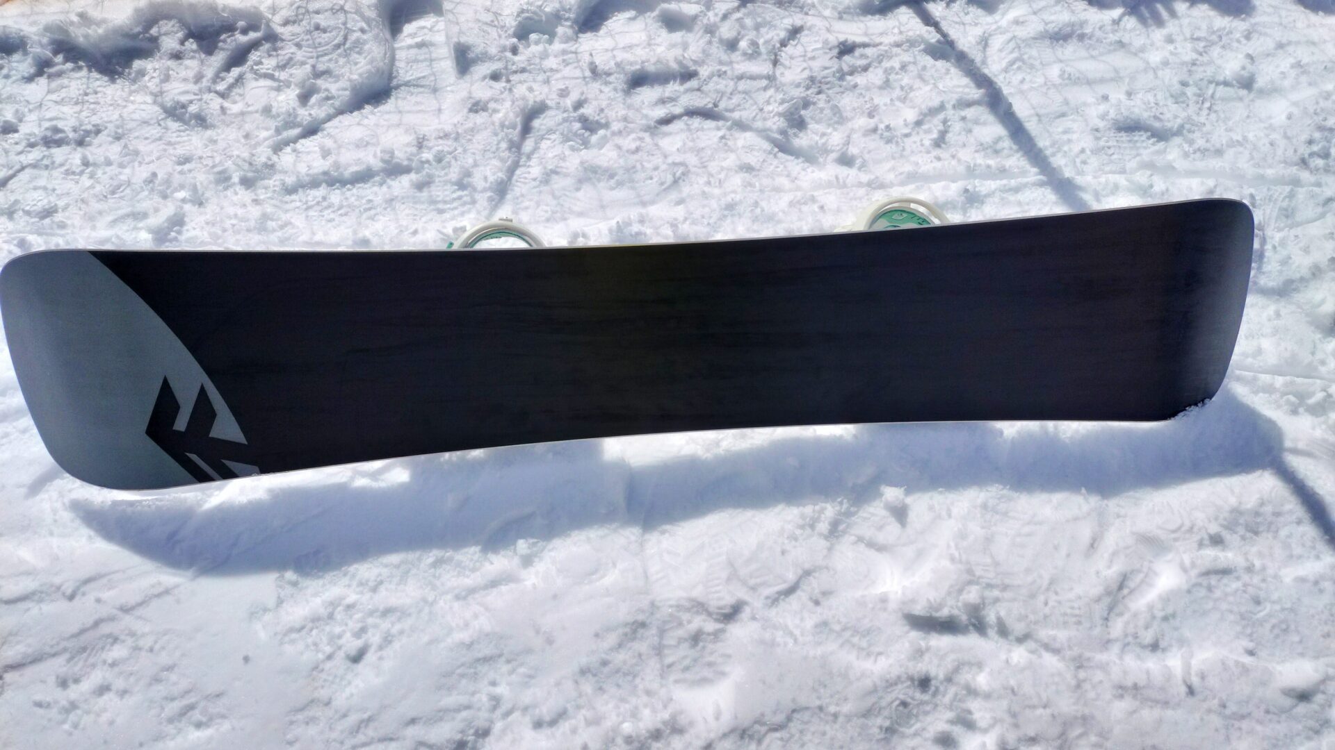 【GRAY】DELIGHTの試乗評価レビュー！ハンマーヘッド初心者でも扱える極秘ボード｜こくだんブログ